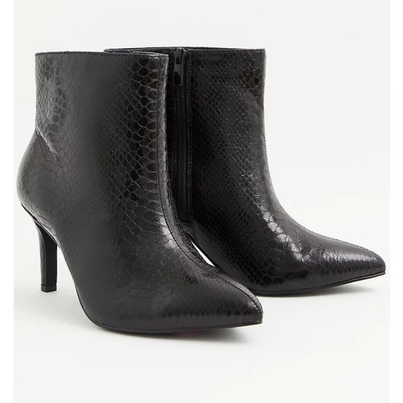 torrid | Shoes | Nwt Torrid Black Snakeskin Pointed Toe Bootie W 10 ...